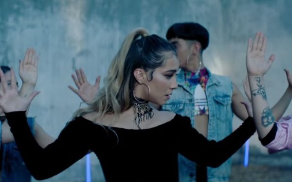 Mujeres reggaetoneras: alta moda mezclado con flow - La Máquina Medio